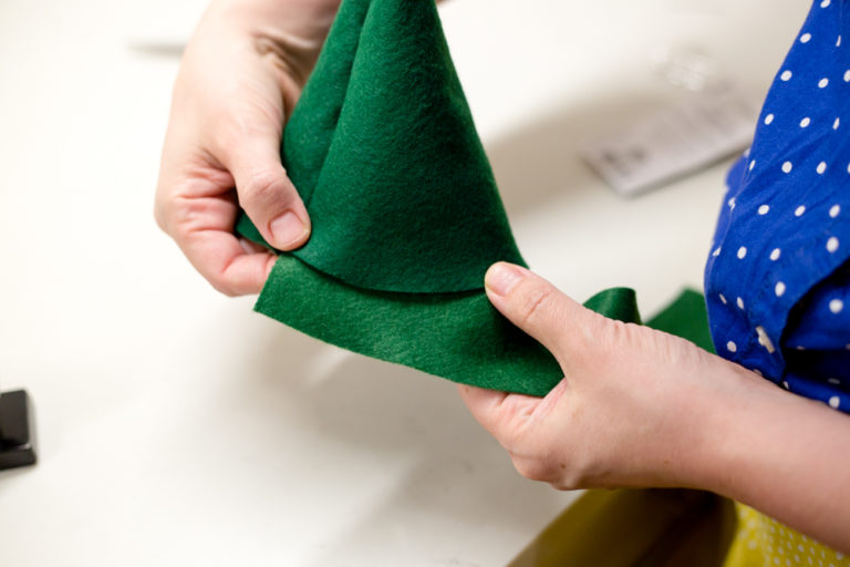 DIY Peter Pan Party Hat : A No-Sew Easy Tutorial - Friday We're In Love