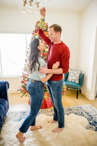 Christmas Couple Pictures - Friday We're In Love